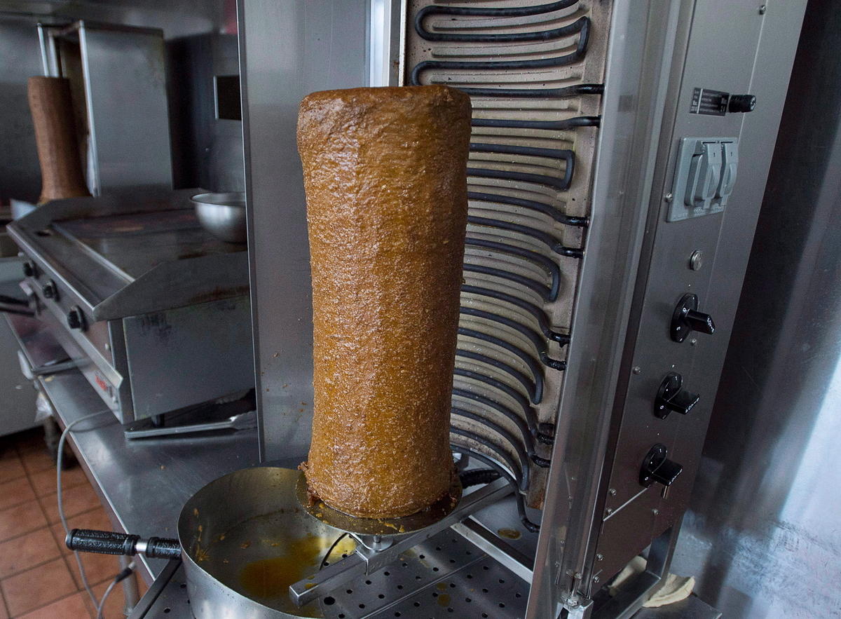 Halifax Donair | The Canadian Encyclopedia