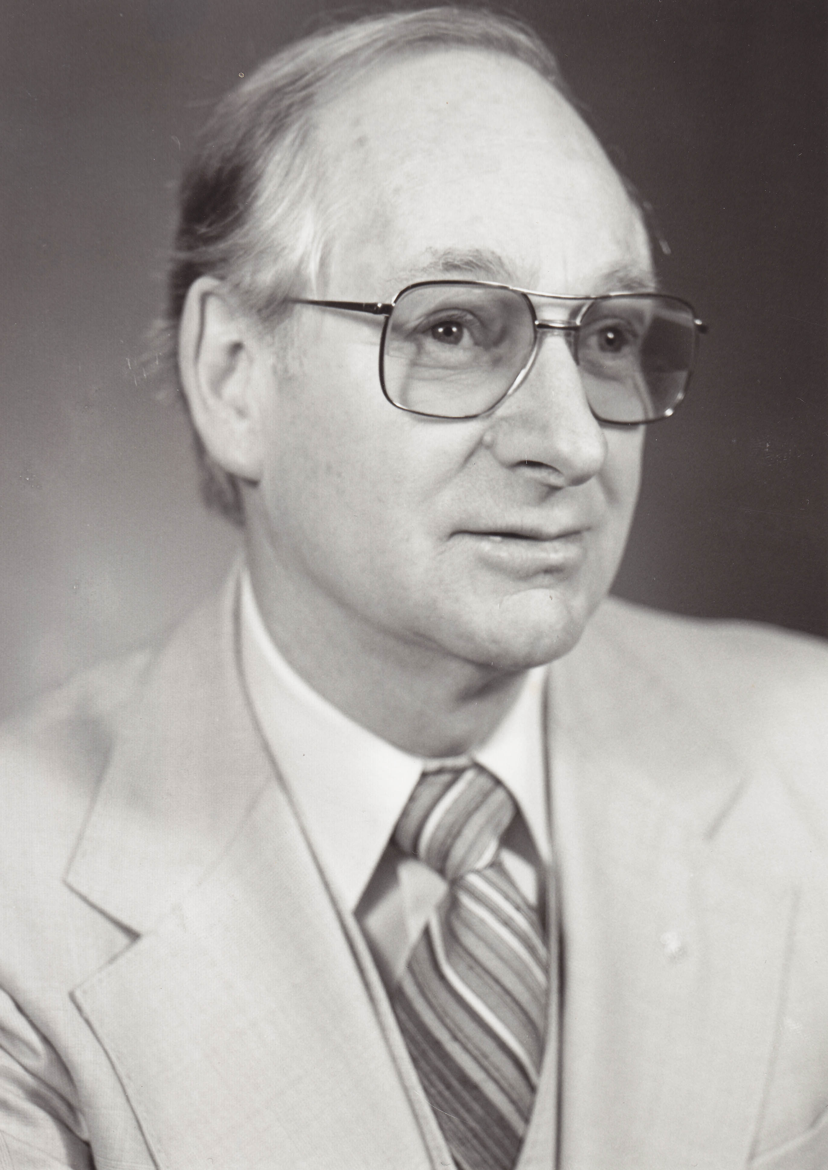 Jack Dewar Smallwood | The Canadian Encyclopedia