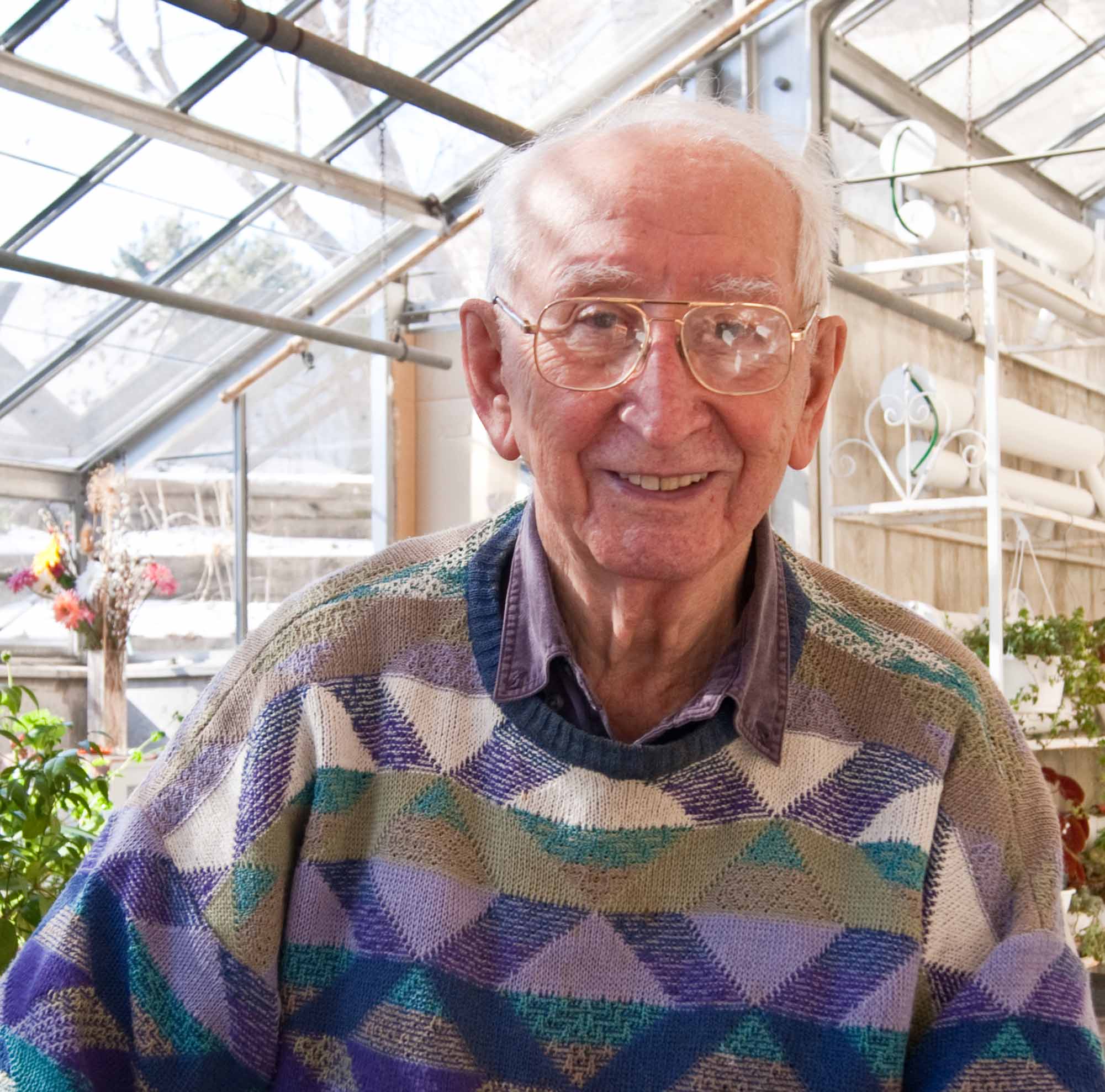 James Jimmy Burstein | l'Encyclopédie Canadienne
