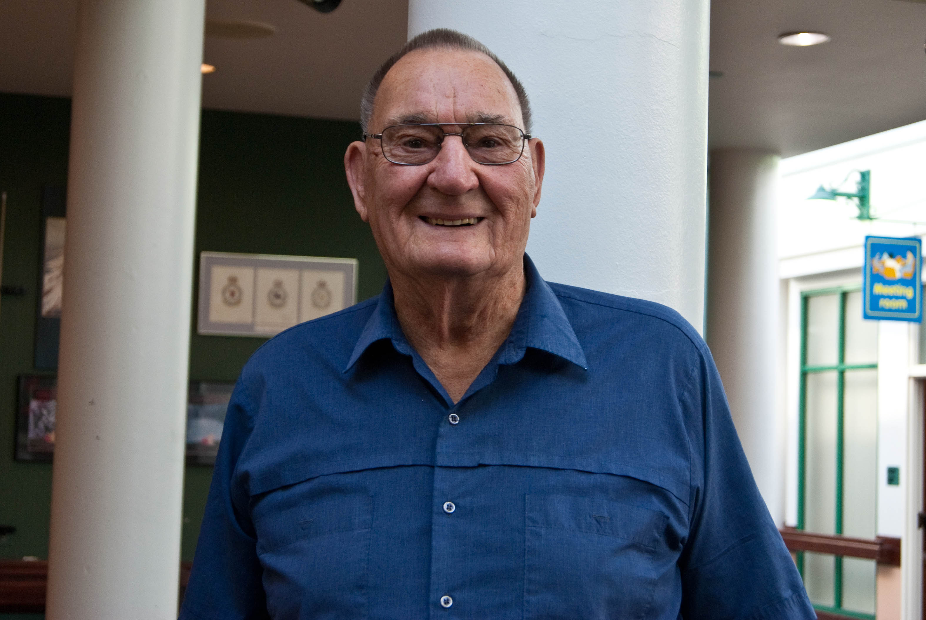 Elmer Thompson | The Canadian Encyclopedia