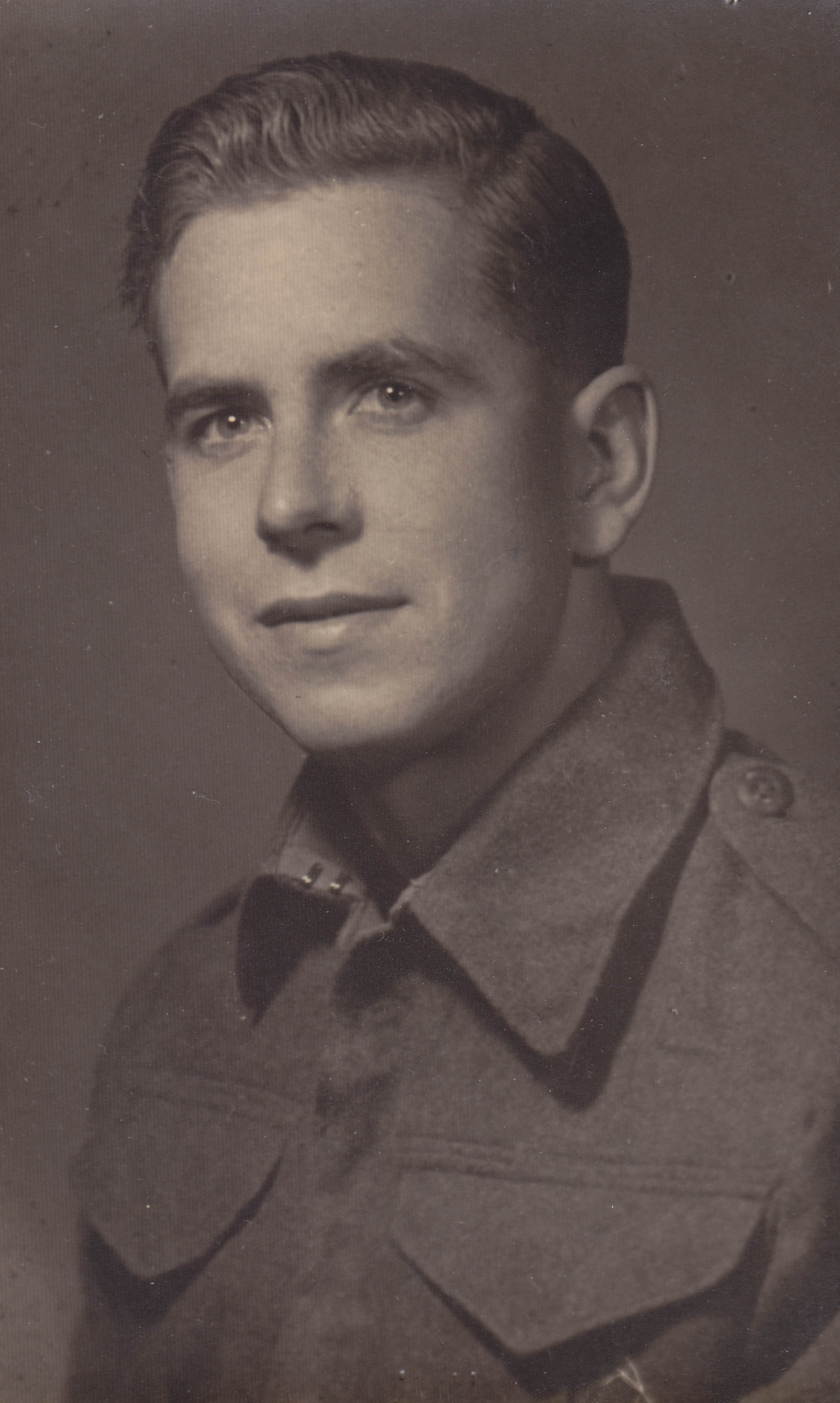 Roy Watkins Page | l'Encyclopédie Canadienne