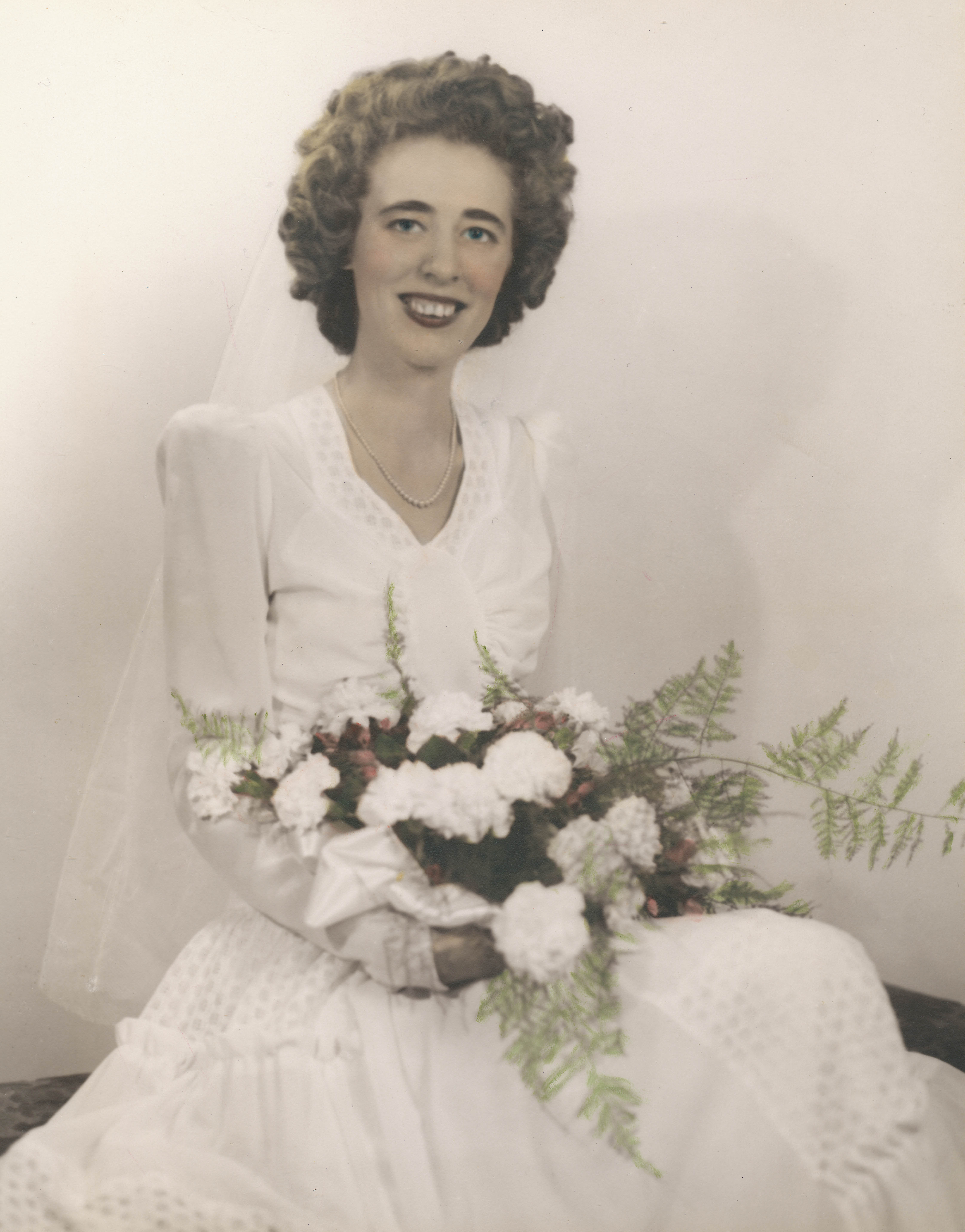 Rena Chaplin | The Canadian Encyclopedia