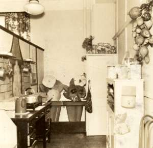 Edith Marie Collins | l'Encyclopédie Canadienne