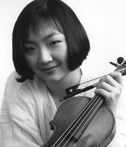 Julie Holtzman's Instagram, Twitter & Facebook on IDCrawl